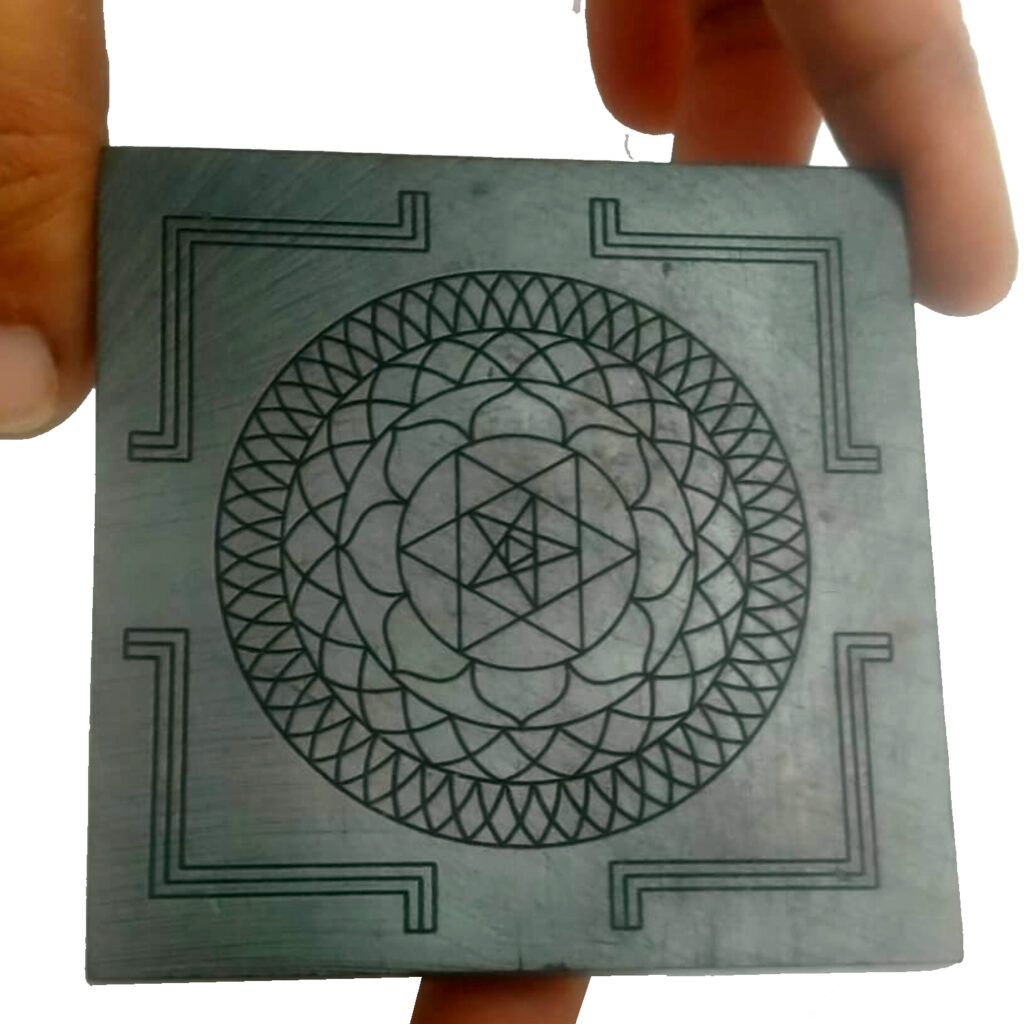 S9033-08 - Varahi Yantra on Black Wood Aasanam Aadhyathmik 3inches ...